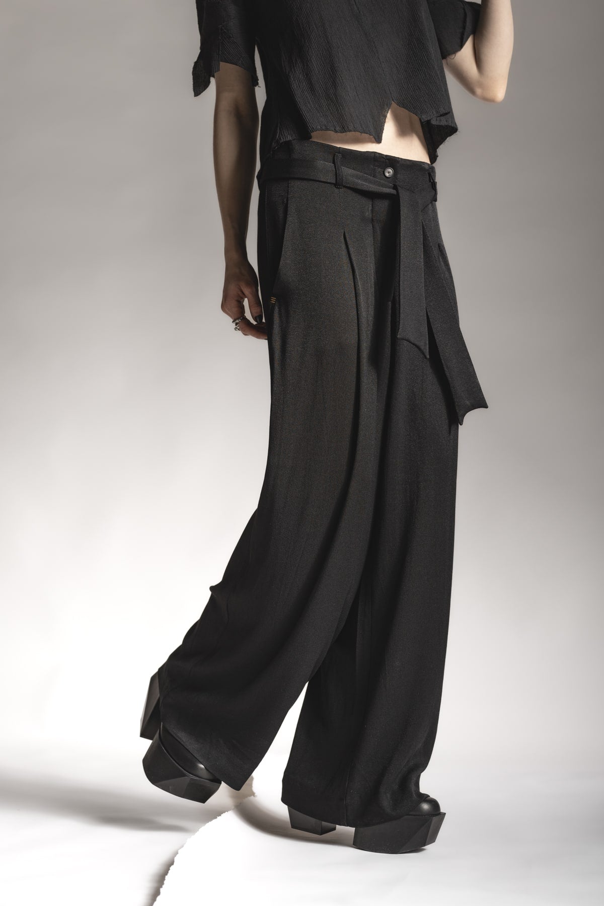 Women's designer pants - Trendy and luxury